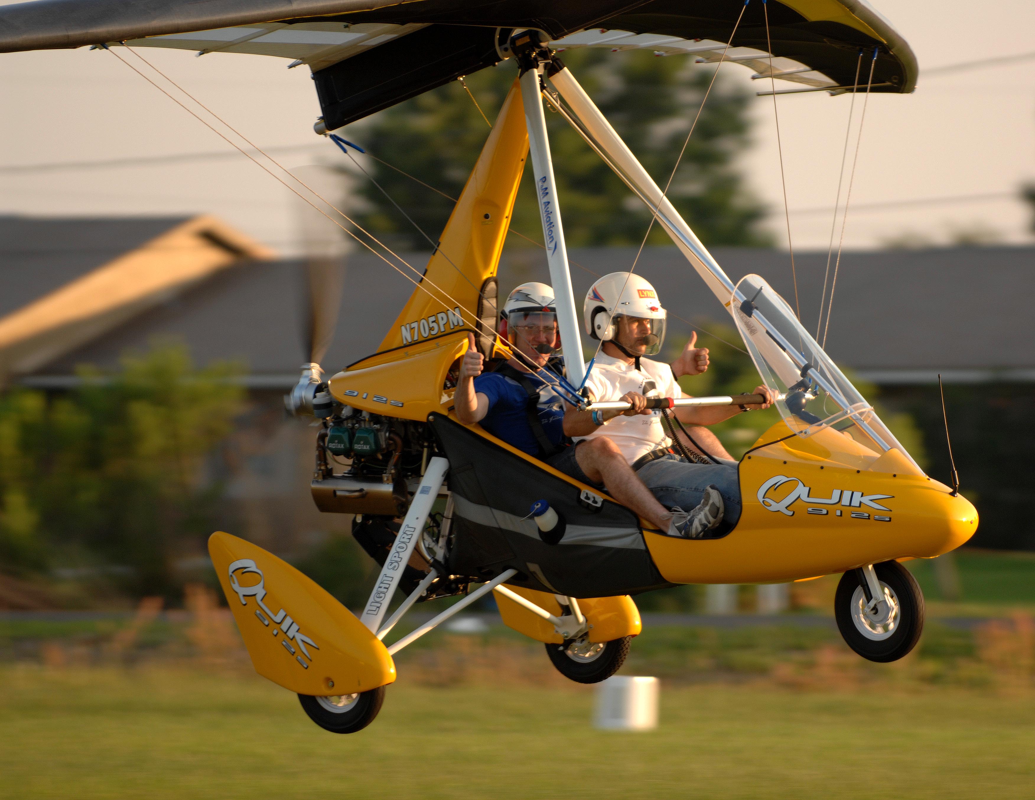 BMAA to issue new microlight pilot licences : FLYER
